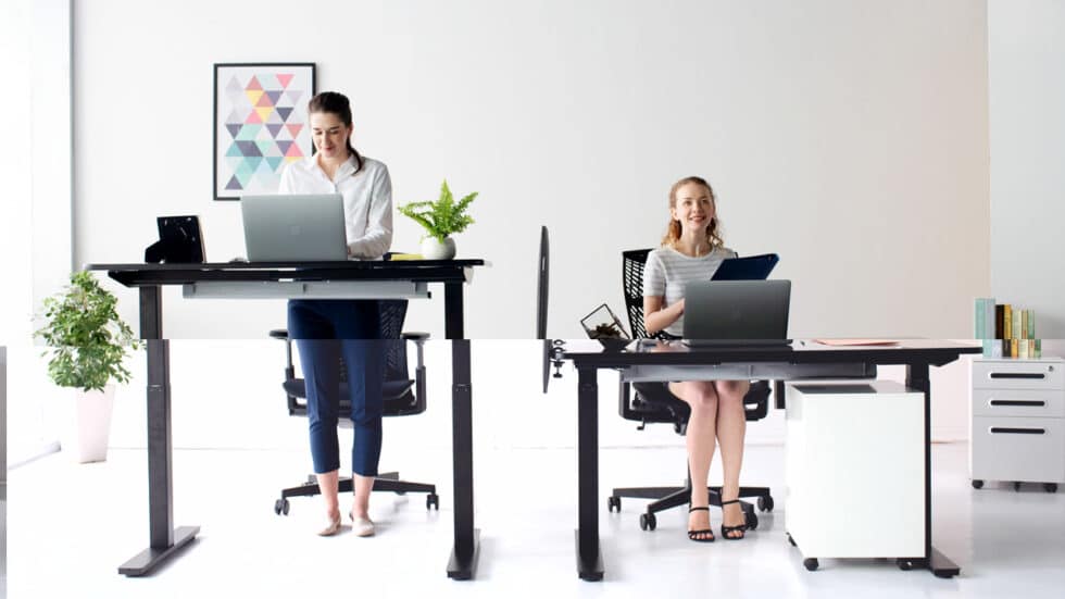 Standing Desks vs Sitting Desks: Which Is Best for You?